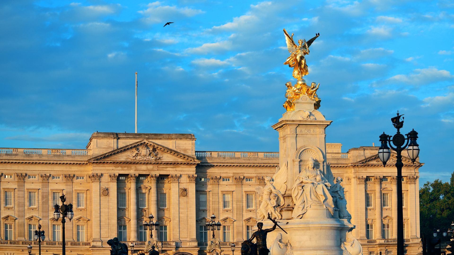 History of Buckingham Palace London | Your Main Guide